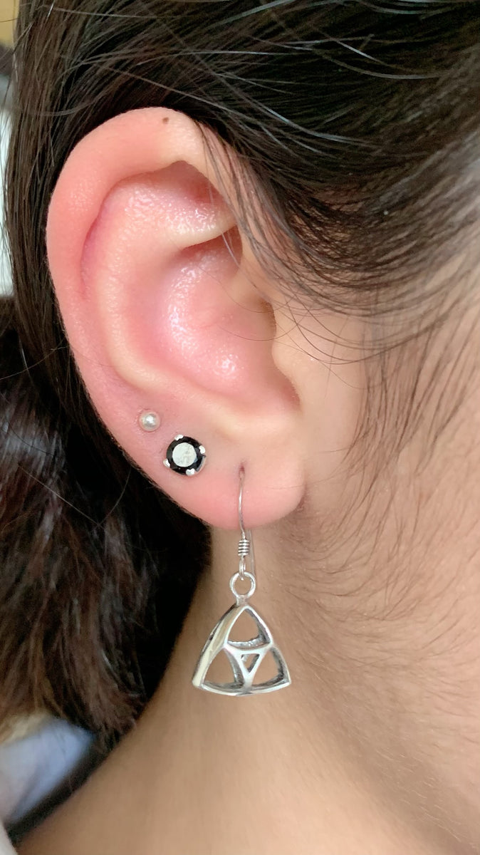 Triangular Cuts – Divine Raga